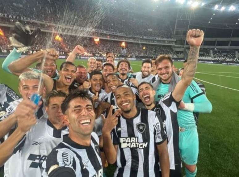 Seleção do J10 do 1º turno tem domínio do Botafogo e uma unanimidade Seleção do J10 do 1º turno tem domínio do Botafogo e uma unanimidade