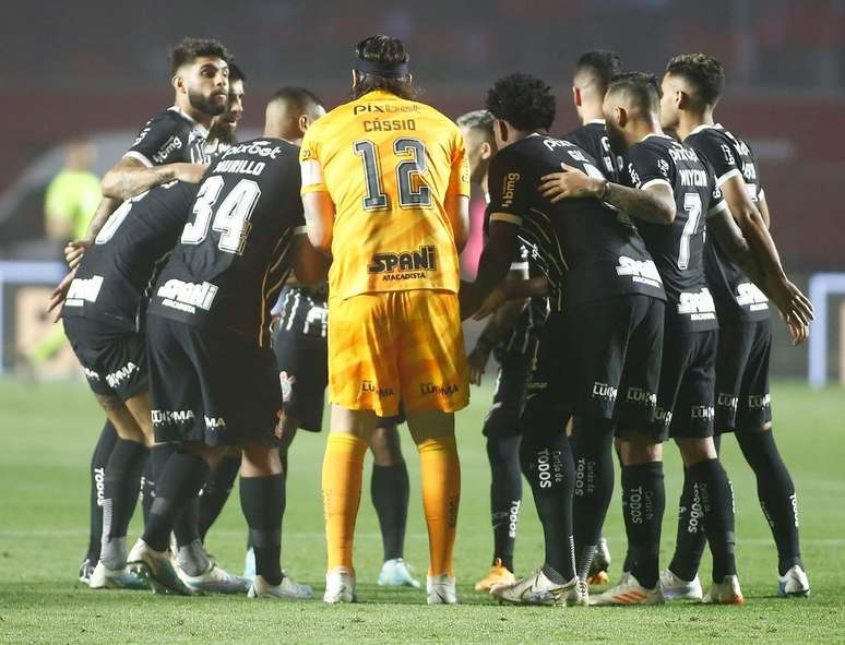 Cruzeiro x Corinthians: onde assistir, escalações e arbitragem
