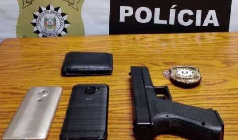 Dupla de assaltantes é presa no Centro de Porto Alegre