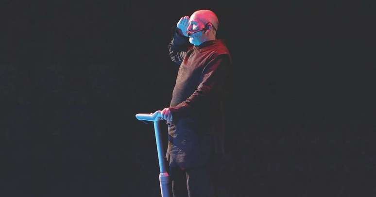 Peter Gabriel lança a inédita faixa 'This Is Home'