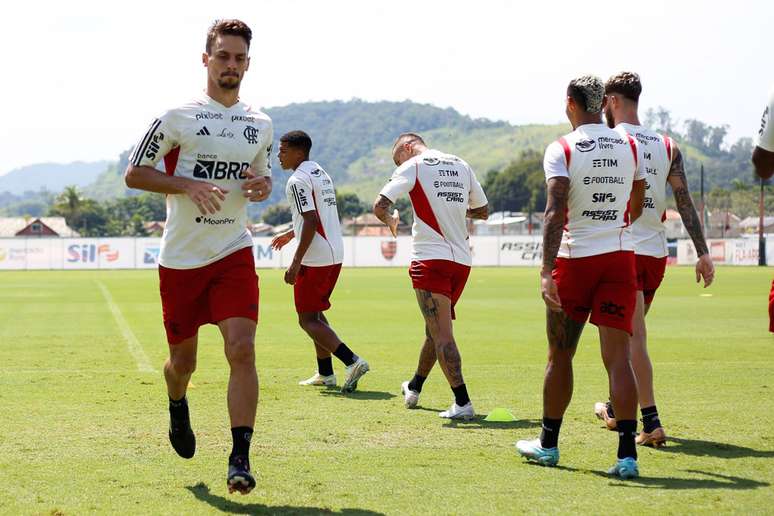 Mesmo com Tite, Flamengo não deve ficar com Rodrigo Caio para 2024