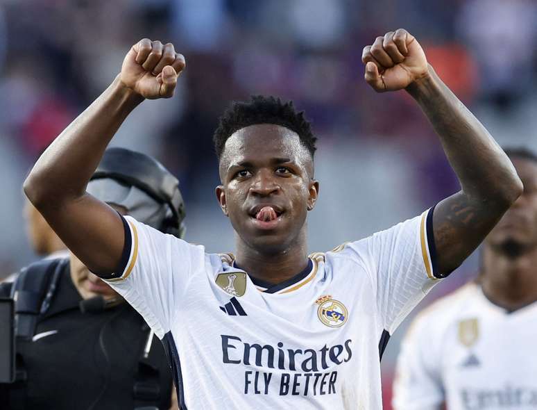 Vinicius Júnior é alvo de insultos racistas em jogo contra o Barcelona