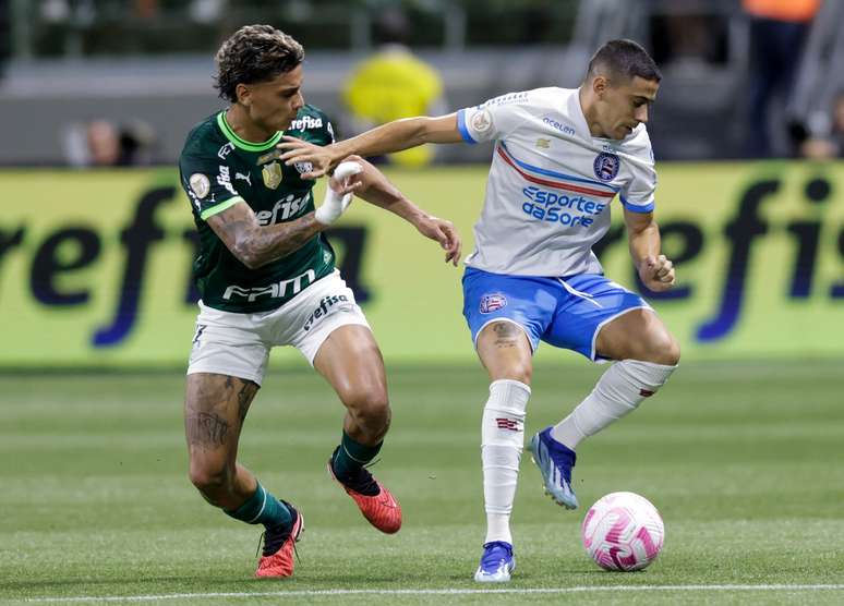 Richard Ríos evita falar de disputa por título: 'É comemorar a vitória'