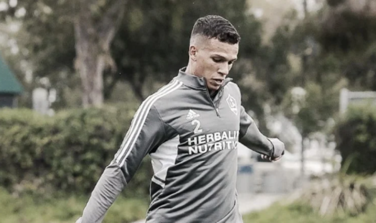 LA Galaxy não comprará Calegari, que deve retornar ao Fluminense