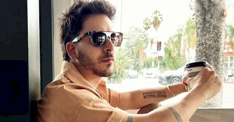 Junior divulga clipes do álbum 'Solo - Vol 1'