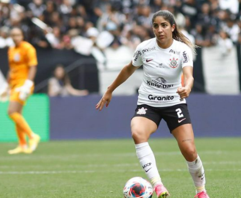 Corinthians feminino se despede de Kati, lateral histórica do clube