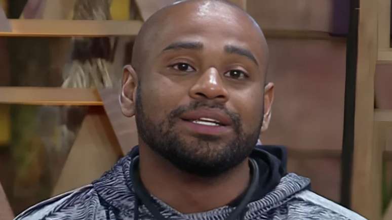 'A Fazenda 15': Medo? Black explica motivo de pedir Kally em namoro