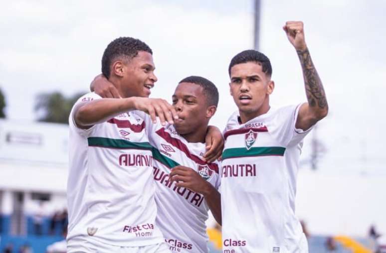 Kelwin marca, Fluminense bate o Lagarto-SE e avança à segunda fase da ...