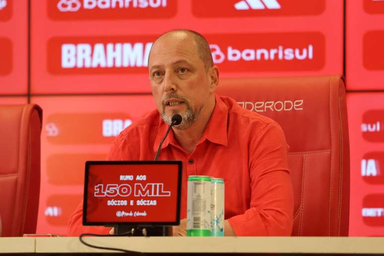 Presidente do Inter, Alessandro Barcellos, afirma: 'Vamos voltar a ser campeões'