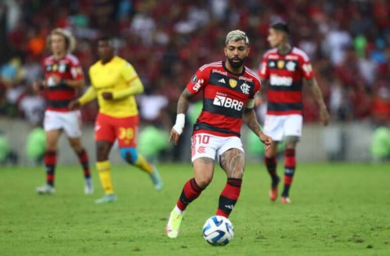 Gabigol completa cinco anos no Flamengo e tenta dar a volta por cima em ...