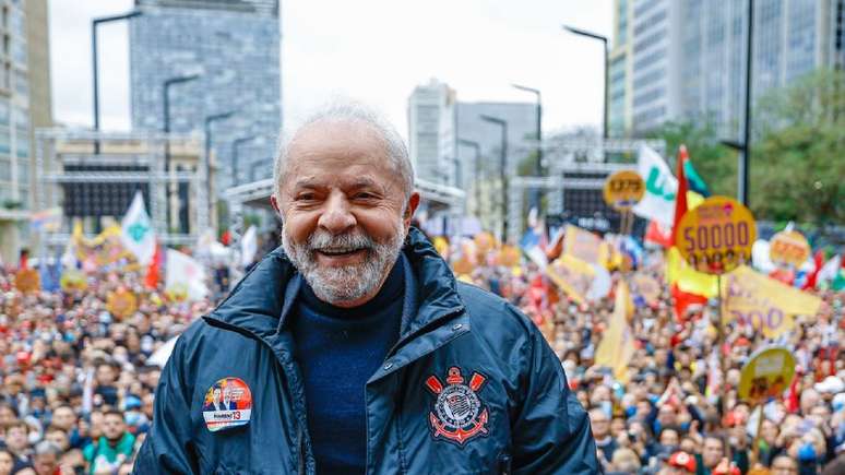 'Não consigo mais ver o Corinthians jogar', diz Lula sobre a fase do time