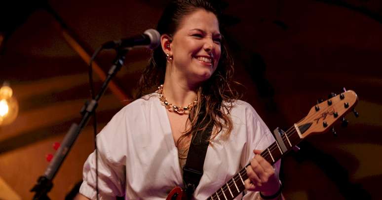 Marta Maria apresenta seu disco de estreia 'Meio Dia' em São Paulo