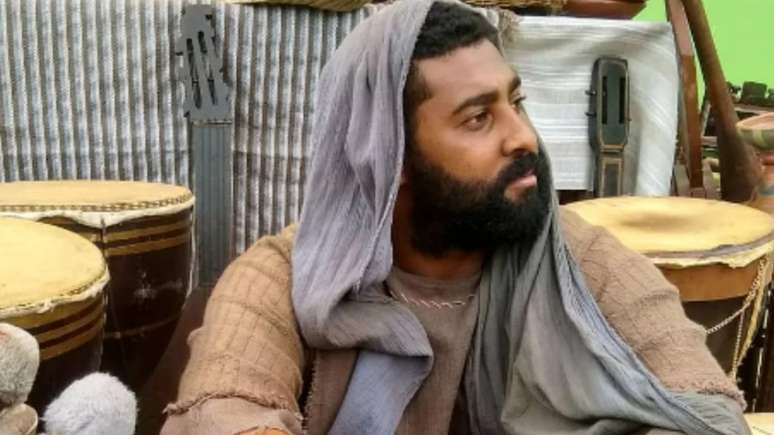 Esposa de ator da Record encontrado morto presta homenagem