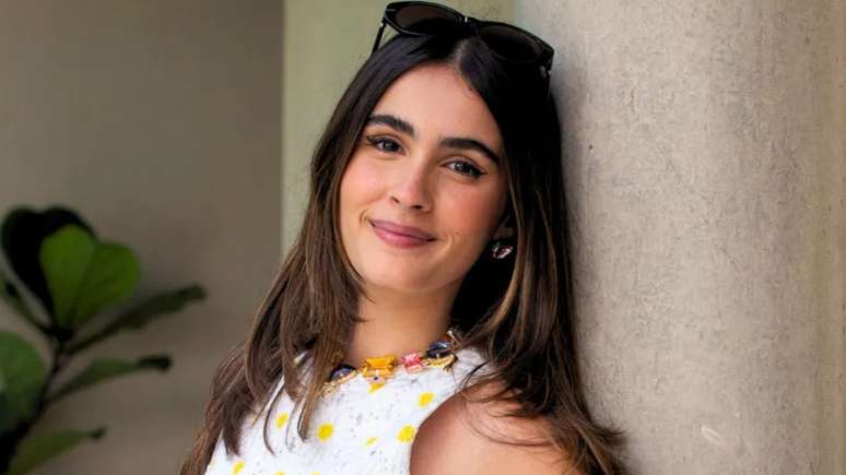 'Elas Por Elas': Renovada, Cris dá um presente para Giovanni em reta final