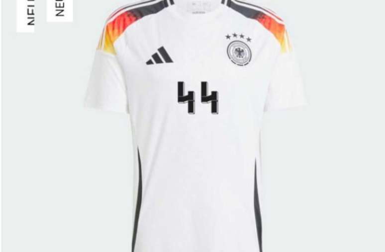 Nova camisa da Alemanha é revista por semelhanças com símbolo nazista