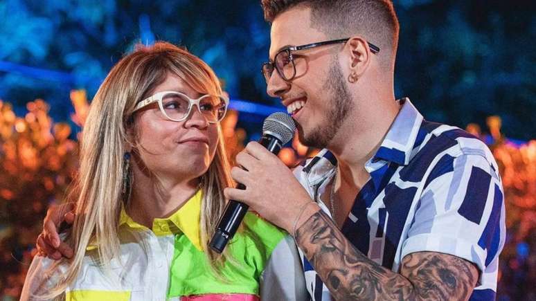 Irmão de Marília Mendonça rebate críticas após rifar violão da cantora ...