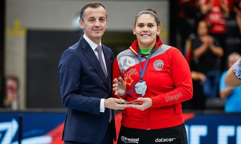 Goleira brasileira é MVP nas finais da Europa League Feminina