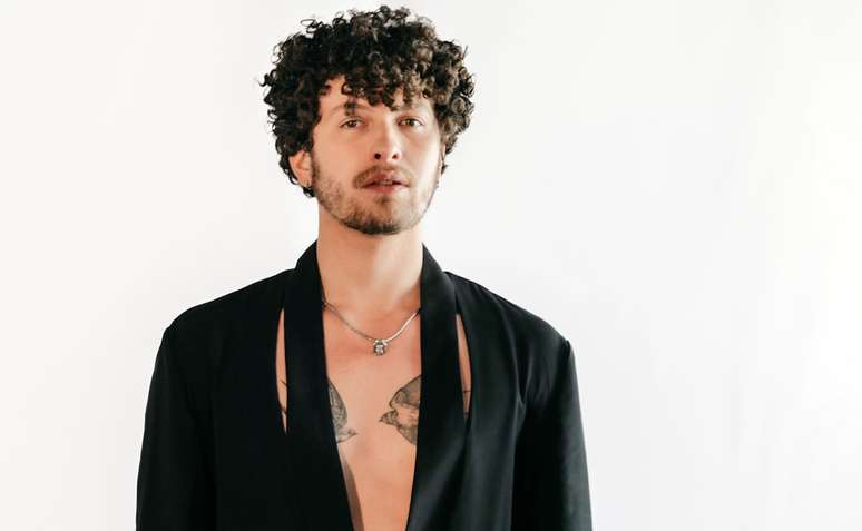 Bryan Behr lança DEJAVU, disco que fala de tempo e reflete sobre busca ...