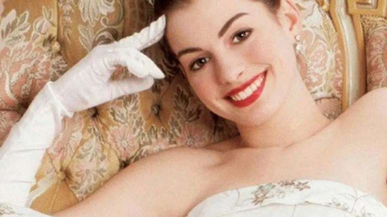 Descubra quais são os sete segredos de beleza da atriz Anne Hathaway
