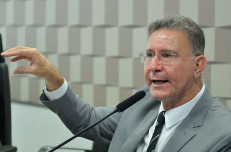 Wilson Seneme afirma não acreditar em acusações de manipulação de Textor