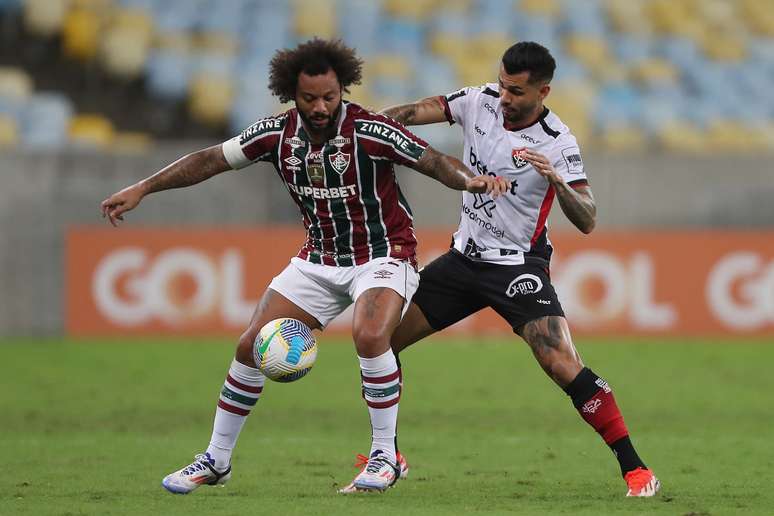 Com herói improvável, Vitória conquista 3 pontos diante do Fluminense ...
