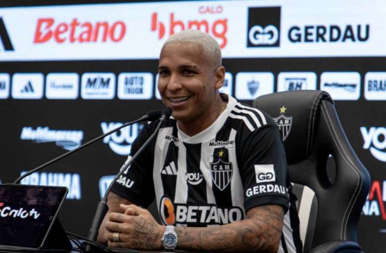 Deyverson estreia pelo Atlético contra Cruzeiro? Milito responde