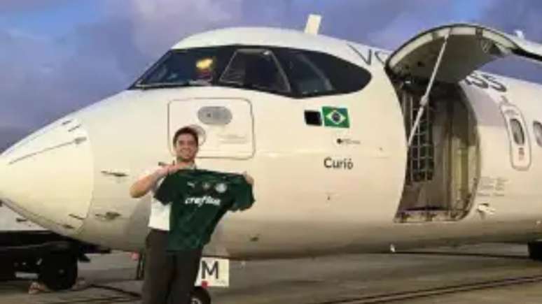 Descubra quem era o piloto da aeronave que caiu em Vinhedo, SP