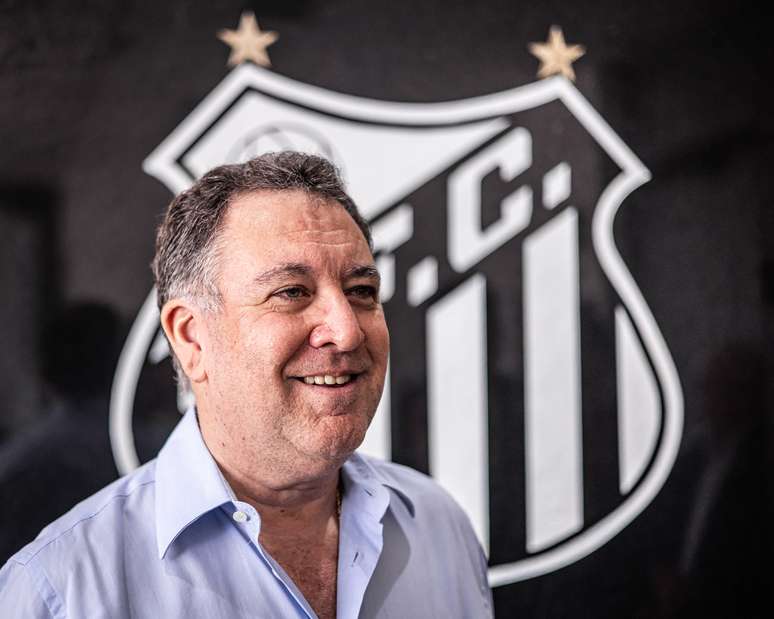 Marcelo Teixeira garante que Santos já tem novo técnico para 2025
