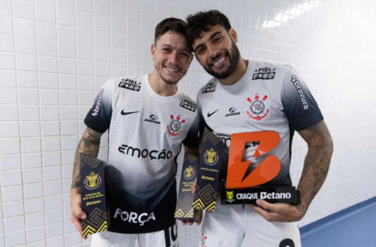 Rodrigo Garro, do Corinthians, é eleito melhor meia e Craque da Galera ...