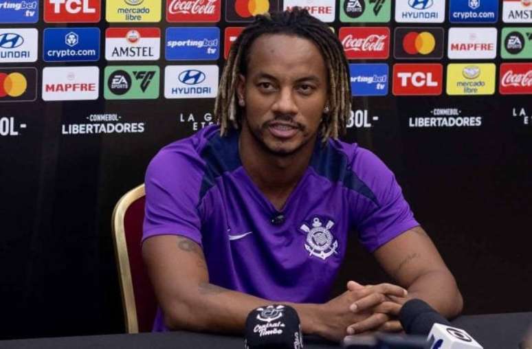 Carrillo admite favoritismo do Corinthians e alerta: 'Não podemos ...