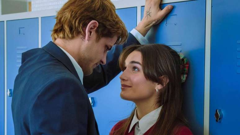 Percebeu? Atriz de Má Influência está no elenco de outro sucesso da Netflix!