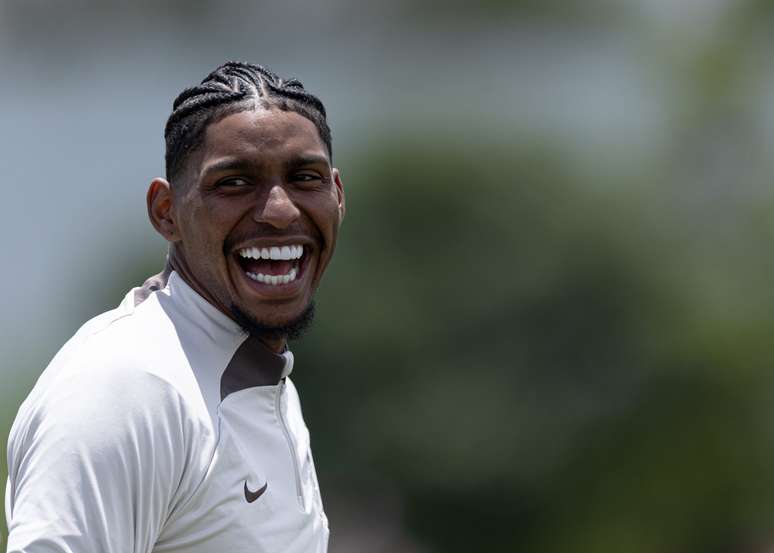 Hugo Souza comemora retorno à Seleção: 'É para coroar momento que estou ...