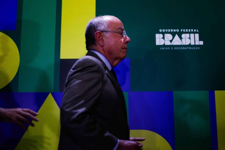 Mauro Vieira diz que visto é decisão de cada país, ao comentar medida ...