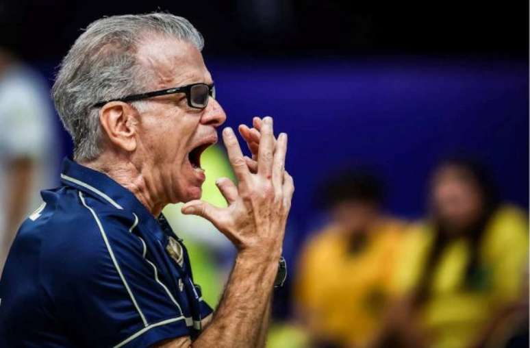 Bernardinho: "Estamos na briga, mas longe do primeiro escalão"