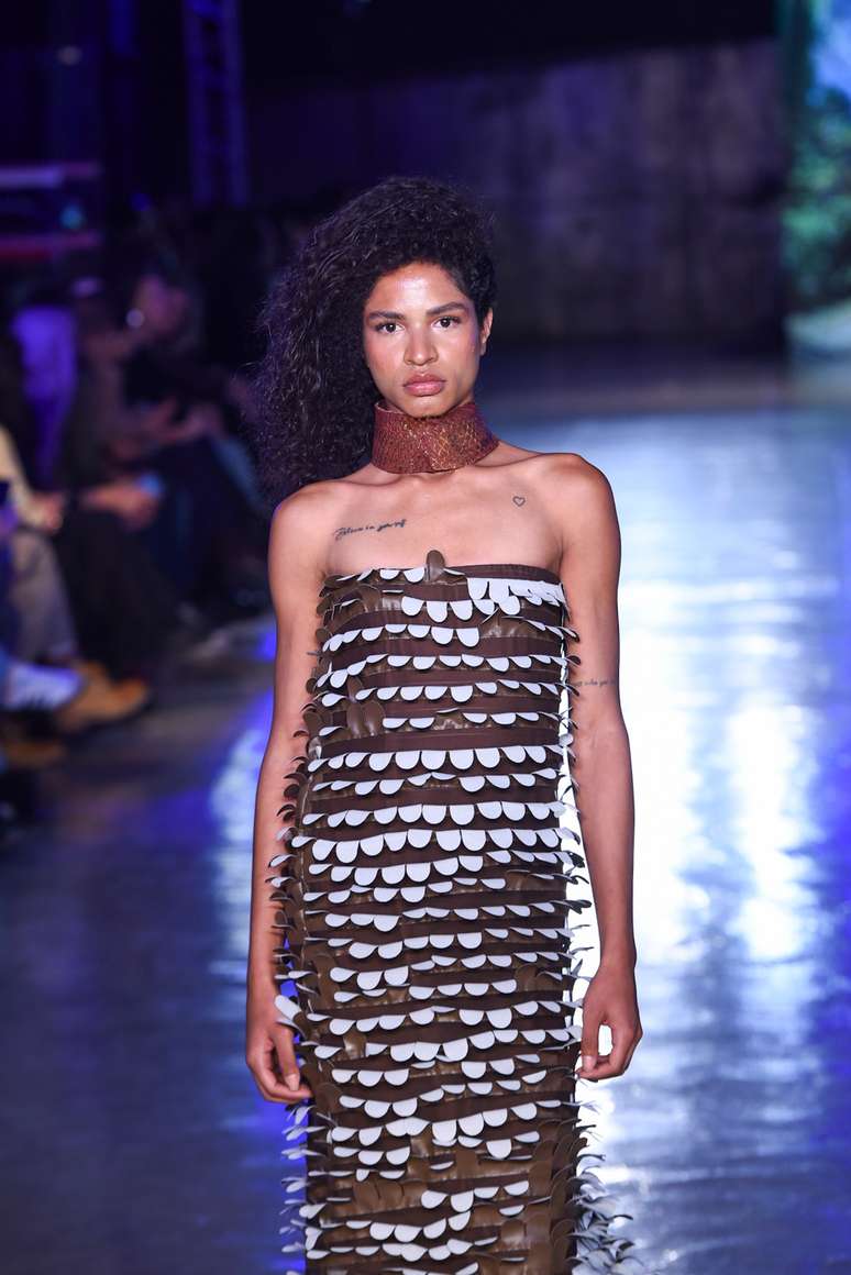 Com Maria Casadevall, grife lembra legado de Chico Mendes na CdC