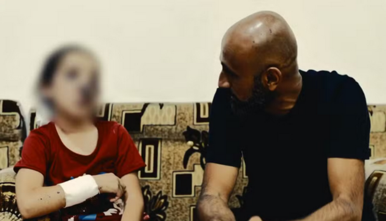 Menina sobrevive a massacre na Síria após levar tiro no rosto e fingir morte