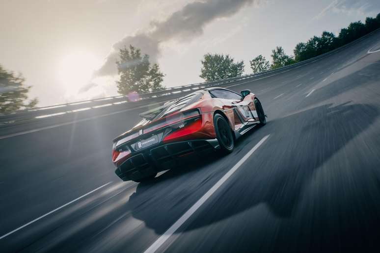 BYD Yangwang U9 Xtreme bate recorde mundial a 496 km/h