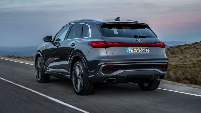 Audi anuncia início da pré-venda do novo Q5 S Line Quattro no Brasil