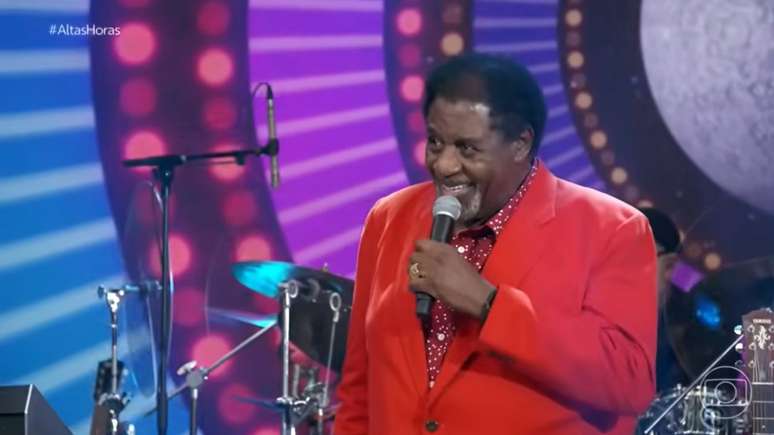 Tony Tornado revela seu segredo para atingir os 95 anos: 'Você tem que ...