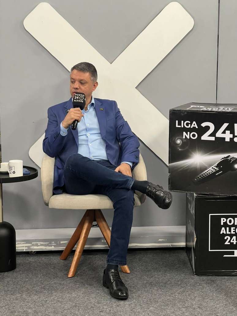 "Eu vou colocar uma estátua do Coronel Brilhante Ustra em Santa Maria ...