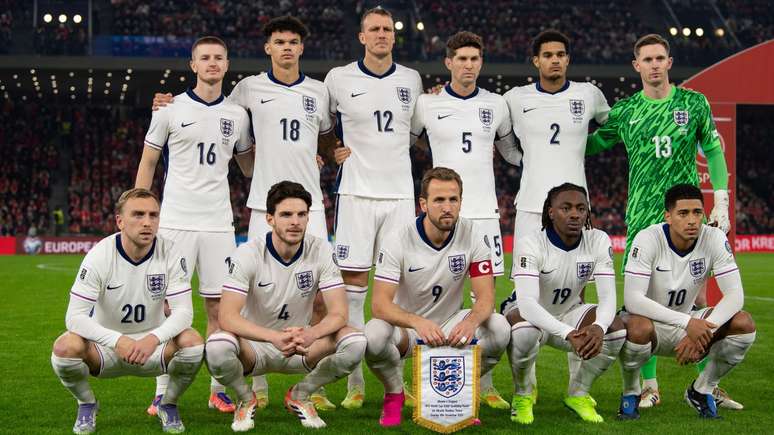 Inglaterra anuncia convocados para a Copa do Mundo ao som de 'Come ...