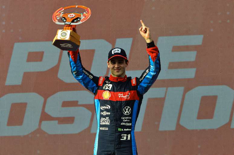 Copa Truck: Leandro Totti e Nic Giaffone conquistam as pole positions ...