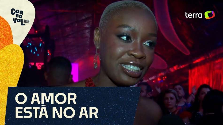 Verônica Brito curte o carnaval com novo affair