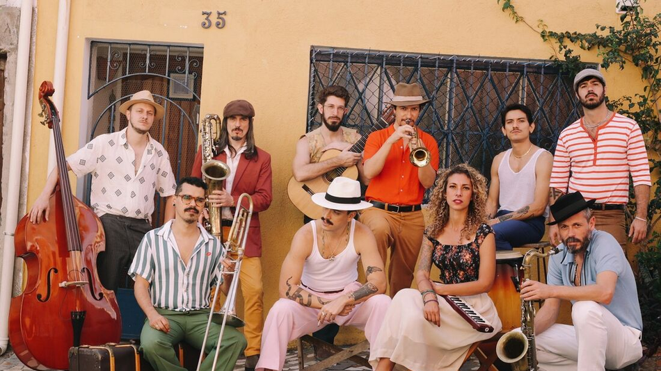 Latinidade: Samuca e Selva encantam com 'Flores Raras' no Showlivre