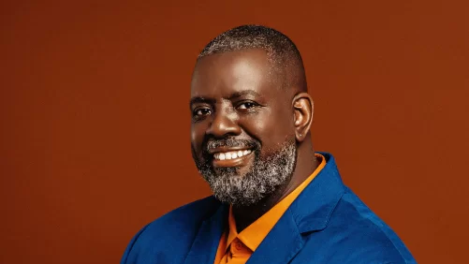 Samba e pagode da melhor qualidade! Confira Péricles no Showlivre