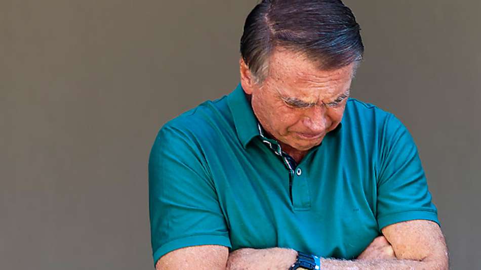 Moraes determina transferência de Bolsonaro da Superintendência da PF ...