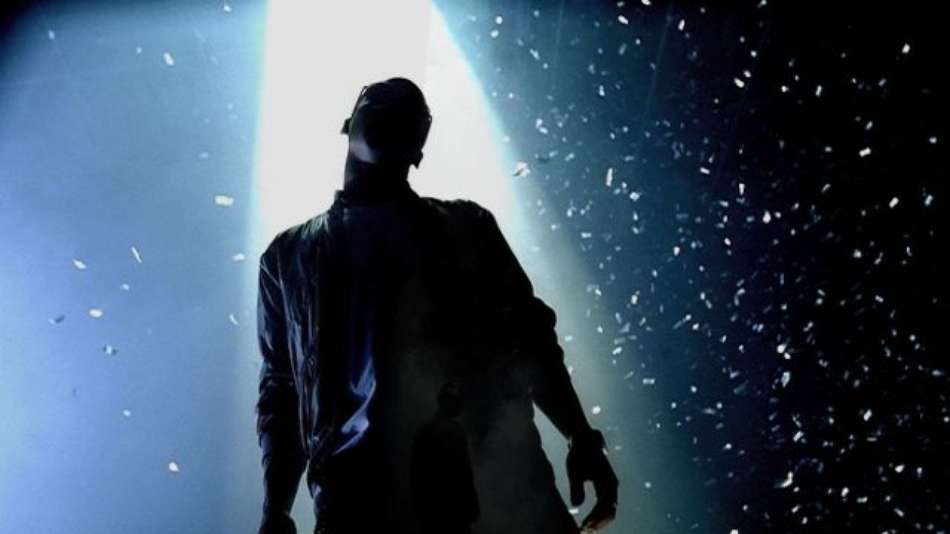 Superstar, por Lupe Fiasco featuring Matt Santos