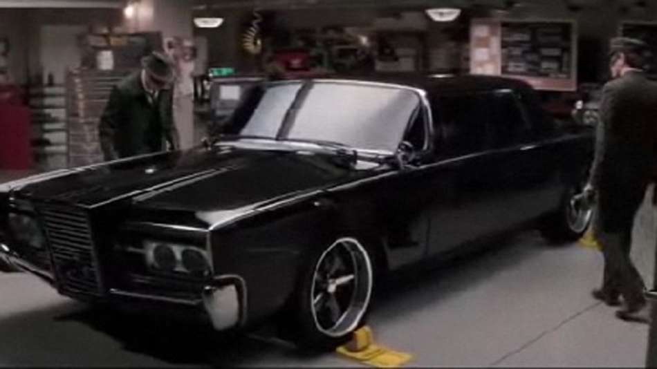 Confira cenas dos bastidores de 'Besouro Verde'