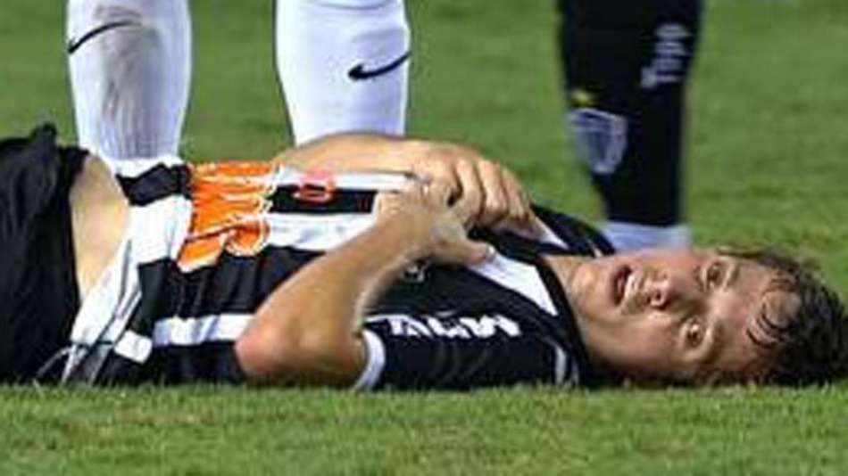 Bernard conta que perdeu a visão após convulsão no campo