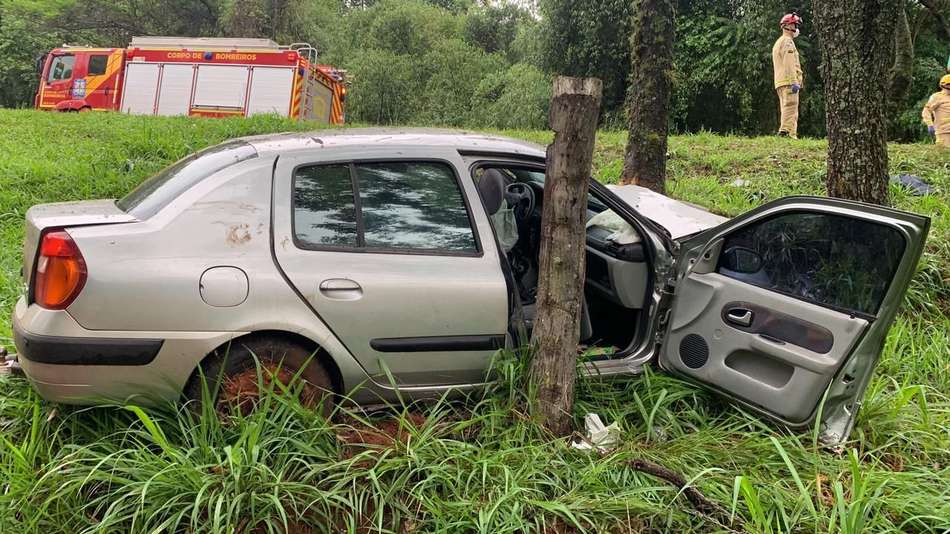 Três mulheres ficam feridas em acidente na PR 180 em Cascavel